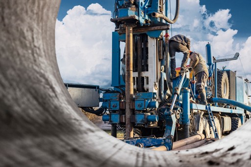 Oil and Gas Drilling Rigs: Types and How They Work