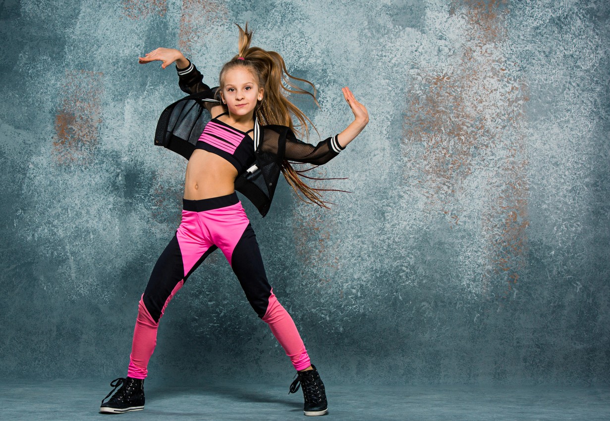 5 Ways to Keep Parents Engaged in Your Dance Studio - Class Manager