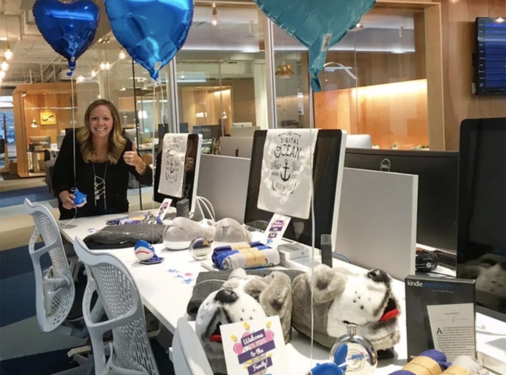 25 Onboarding Kit ideas from the world's best and biggest brands and ...