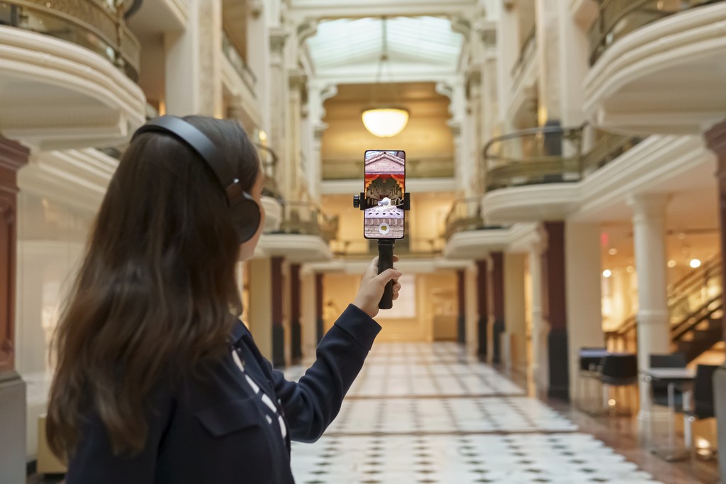 Smartify | AI tours and an AR game for the Smithsonian American Art Museum