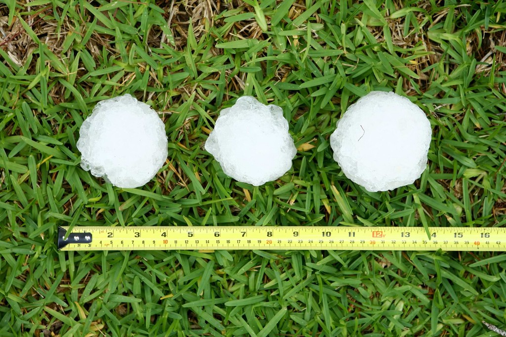 Maryborough Hailstorm October 2nd 2025: 8cm Hail and Record Lightning ...