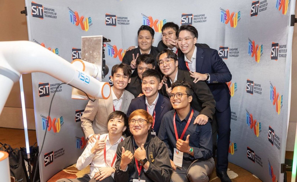 Singapore Institute of Technology (SIT) - Applied Learning