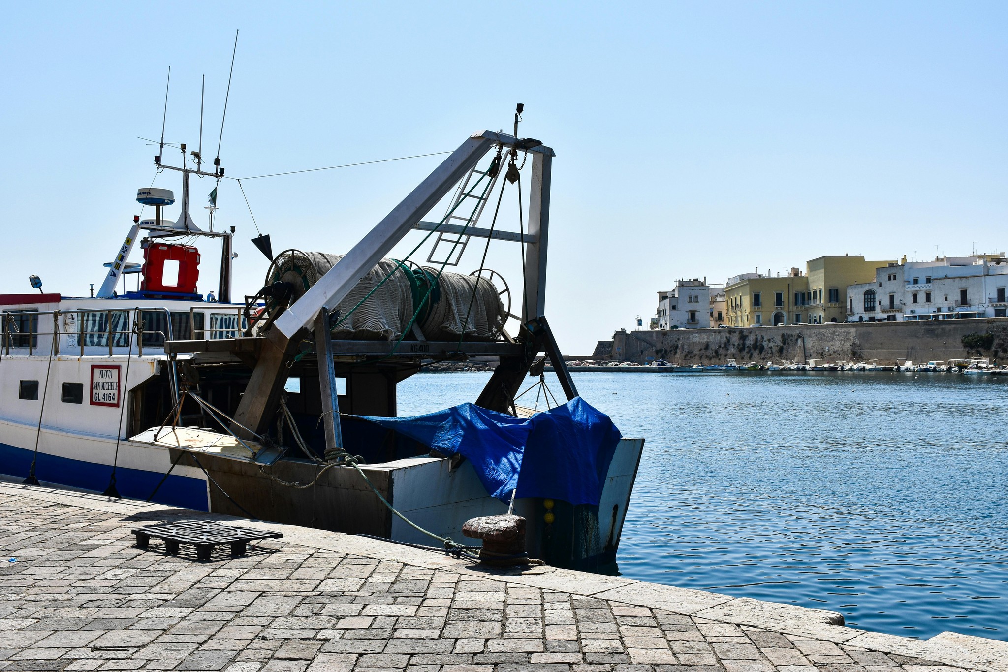 What's the Difference Between Gross Tonnage and Deadweight Tonnage?