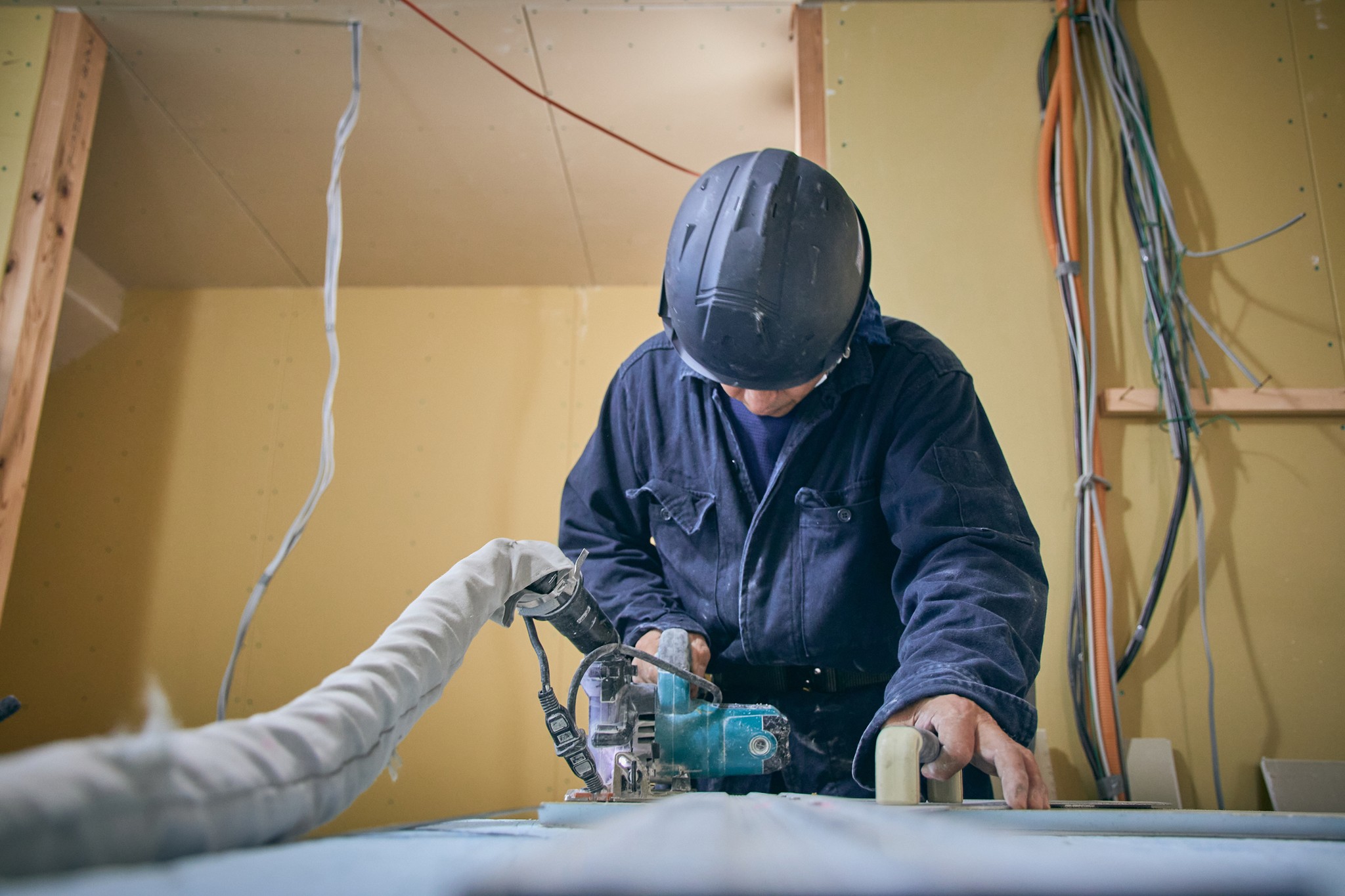 収益物件を建てる｜東京でアパート建築・購入のことならAMAL FLAGにお任せください