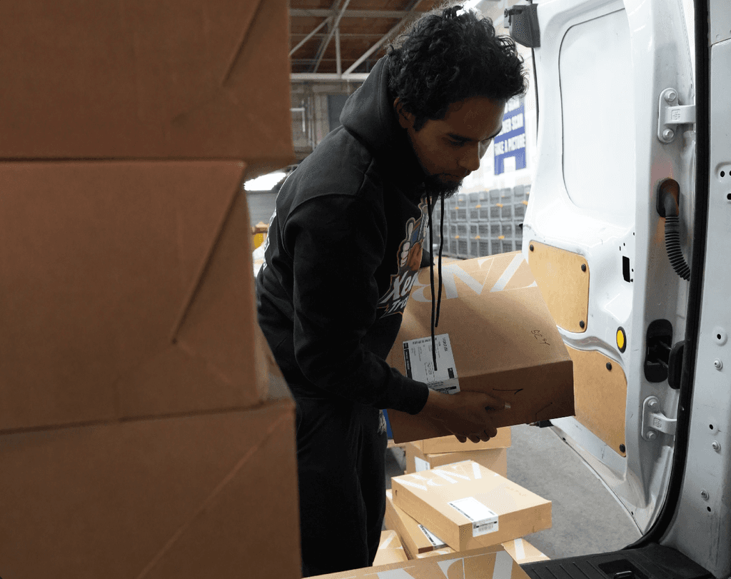 #1 Courier Service NYC | Same Day Delivery in 1 Hour - Xentra Transport
