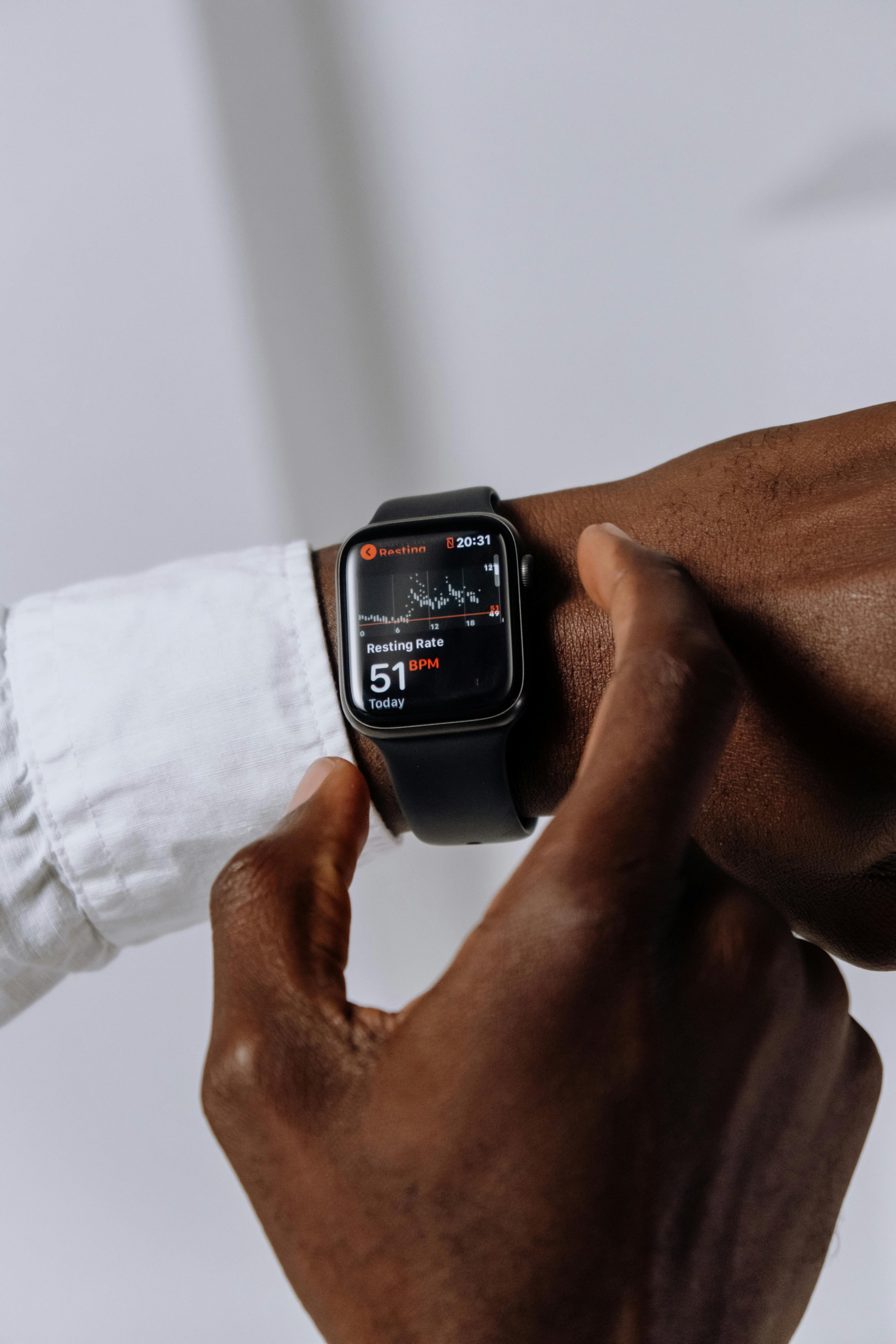 Apple Watch Swimming Heart Rate Accuracy: Why It Drops and How to Fix ...