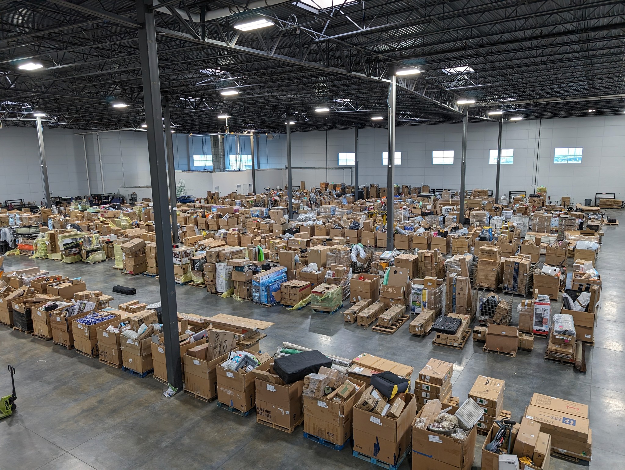 Pallet Auctions | Nationwide Leader in Lost Freight & Liquidation Auctions