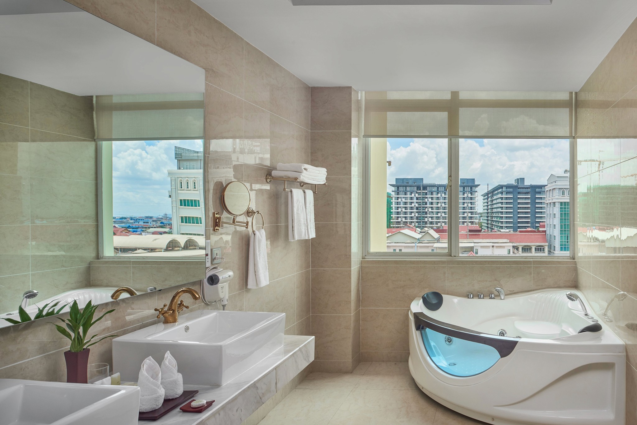 Dara Airport City Hotel & Spa