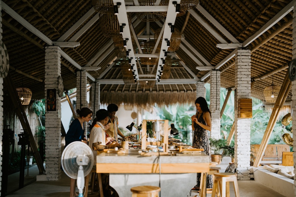 Alas Arum Silver and Gold Workshop - No 1 Silver Class in Bali