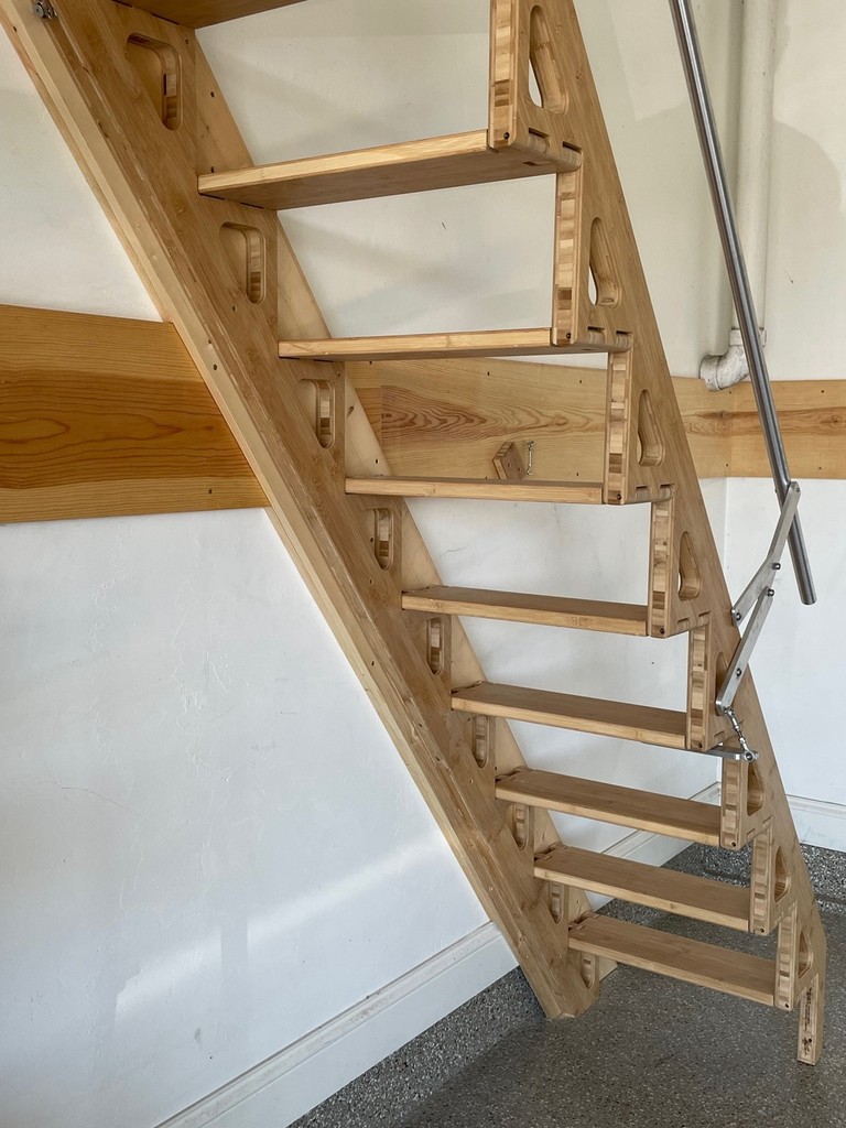 Bcompact - Folding Staircase and Ladder