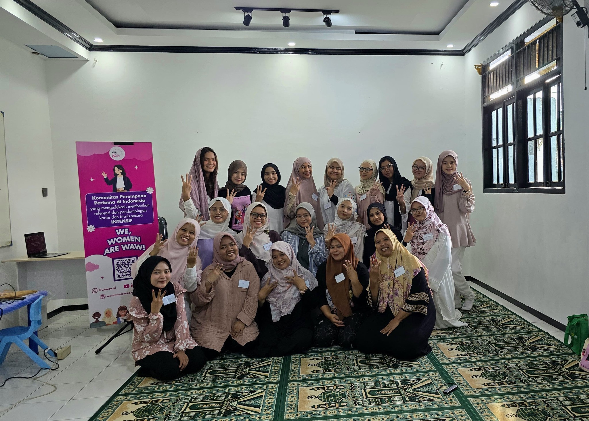 WEWAW Indonesia | Komunitas Pemberdayaan Perempuan Muda Berkarier dan ...