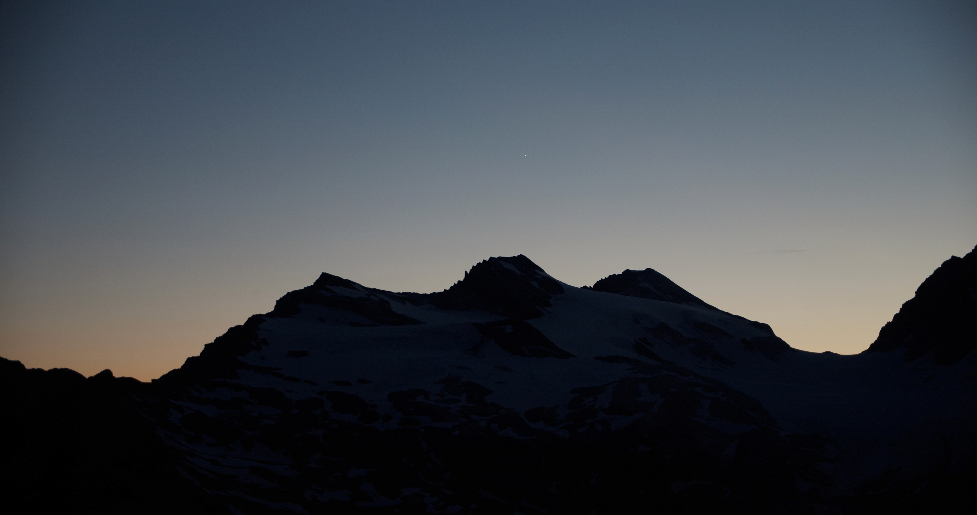 Coming Soon [tadow.studio]