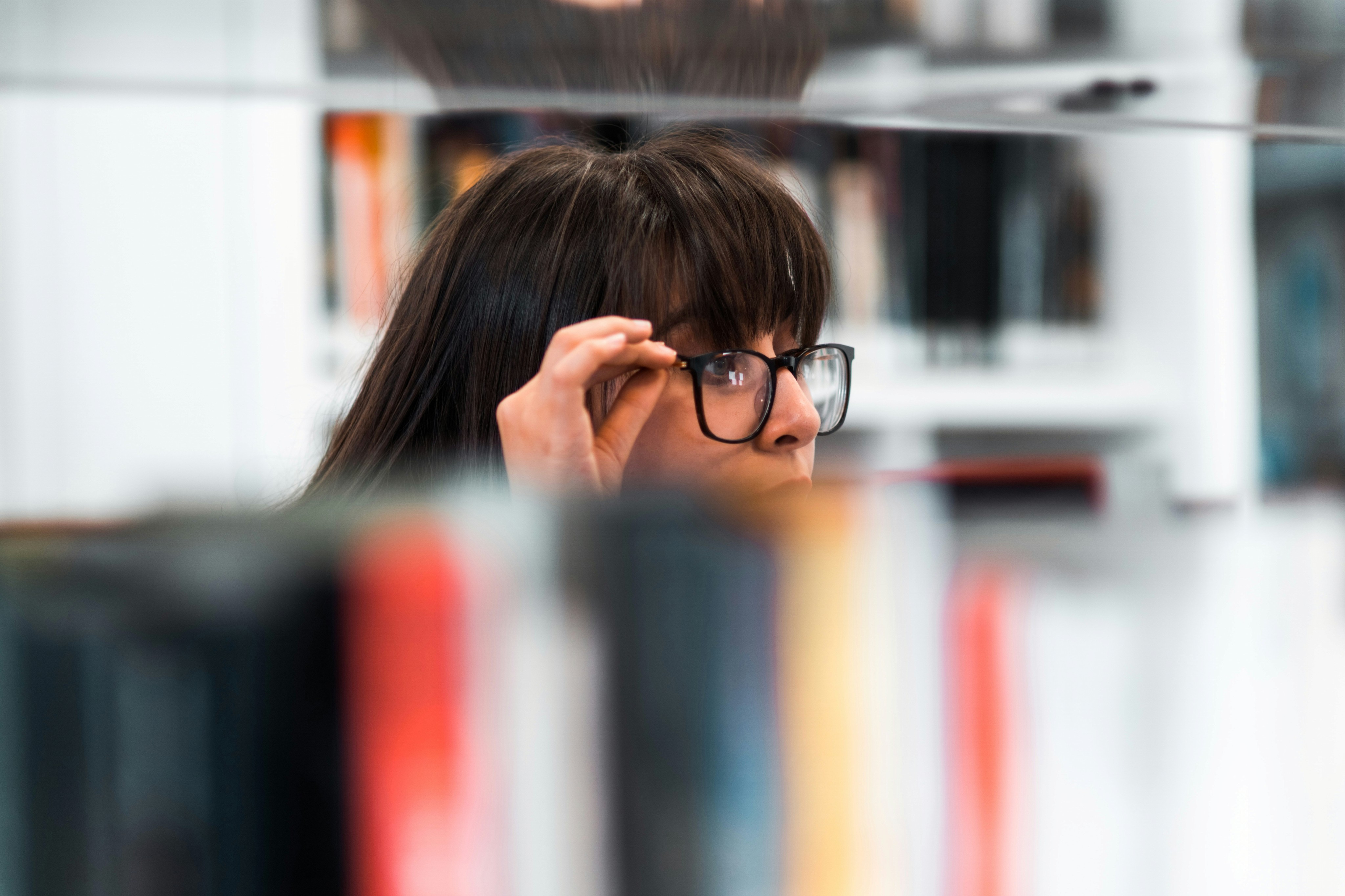 How To Find Sources For Research Papers & 10 AI Tools — Otio Blog