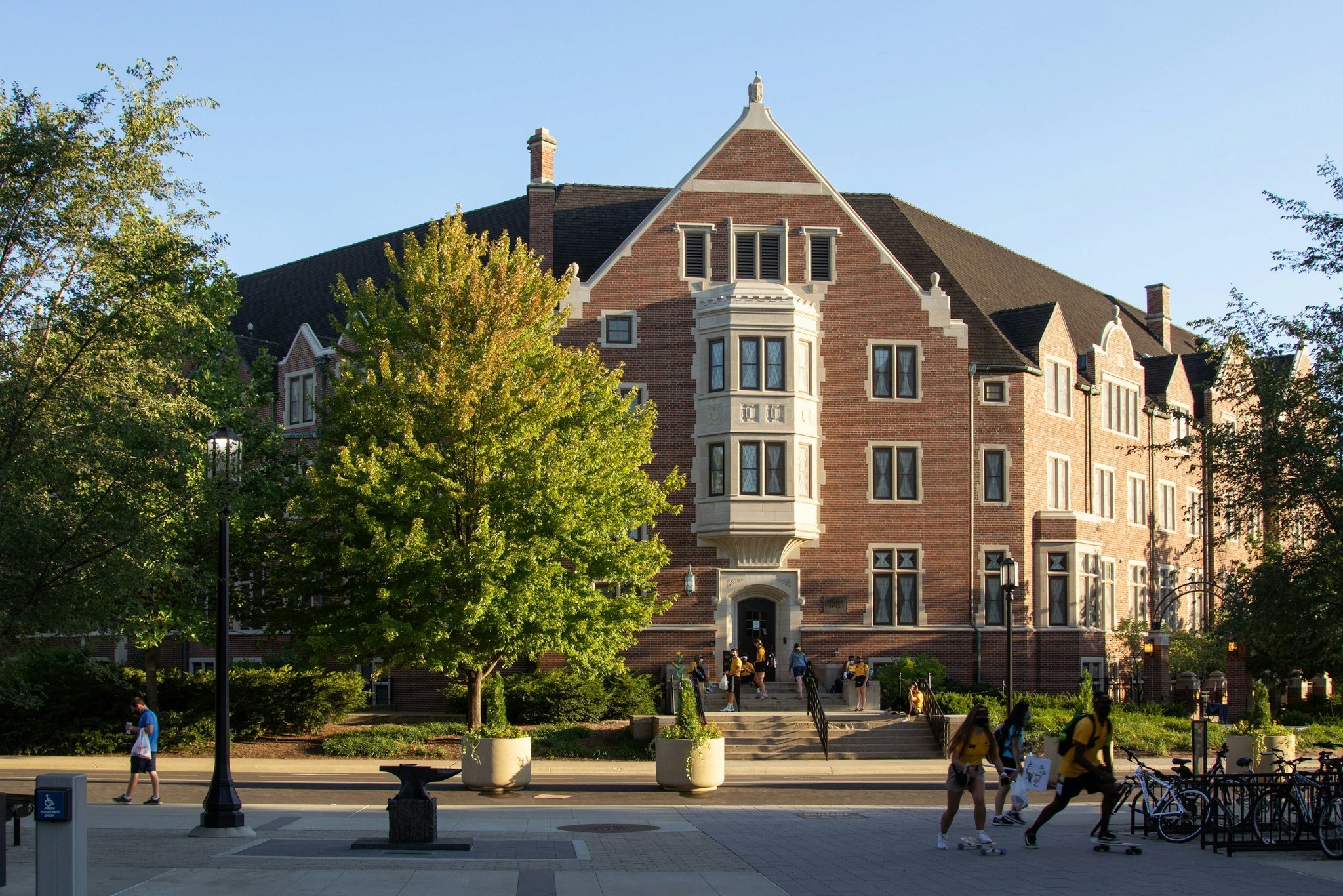 University of Pennsylvania (UPenn) Supplemental Essays 2025–26 ...