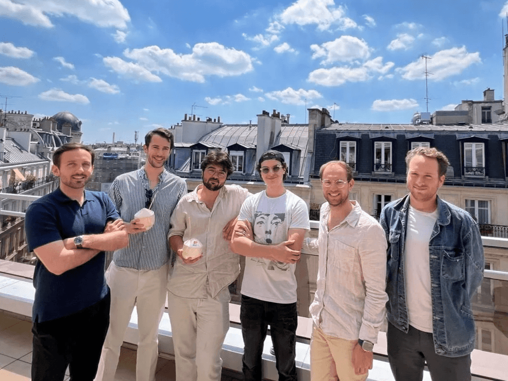 phospho hardware shop