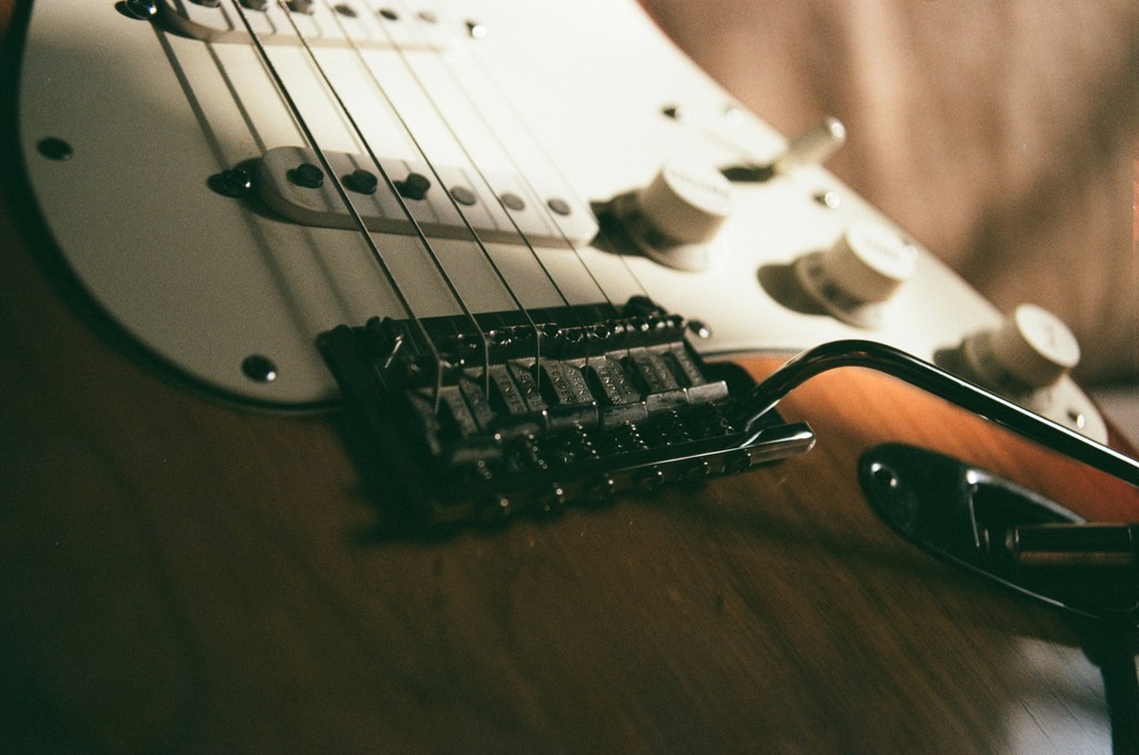 Guitar Serial Number Lookup | Find Your Guitar's Age & Value