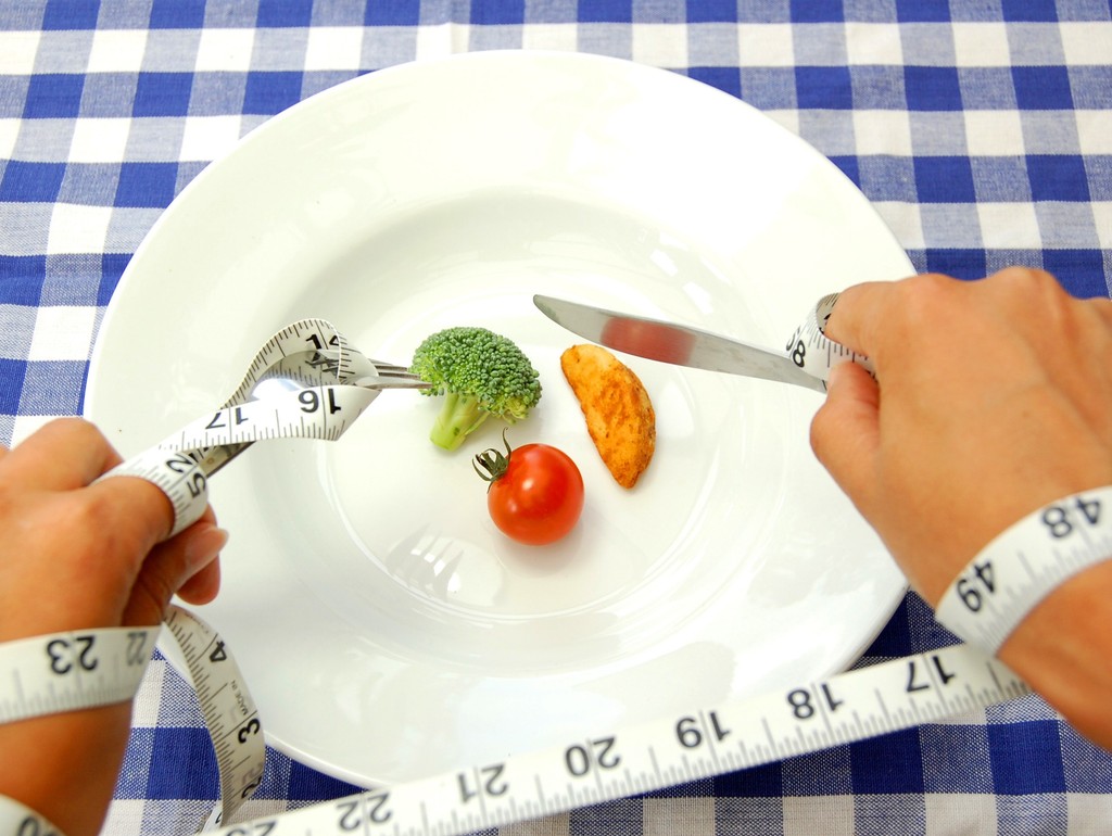 Very Low-Calorie Diet Plan: What You Need To Know