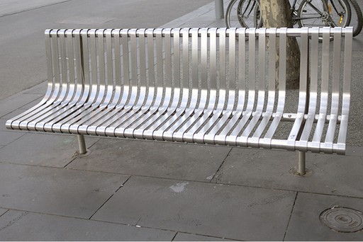 Hostile Design - Unethical Designs - DRS DE SIG