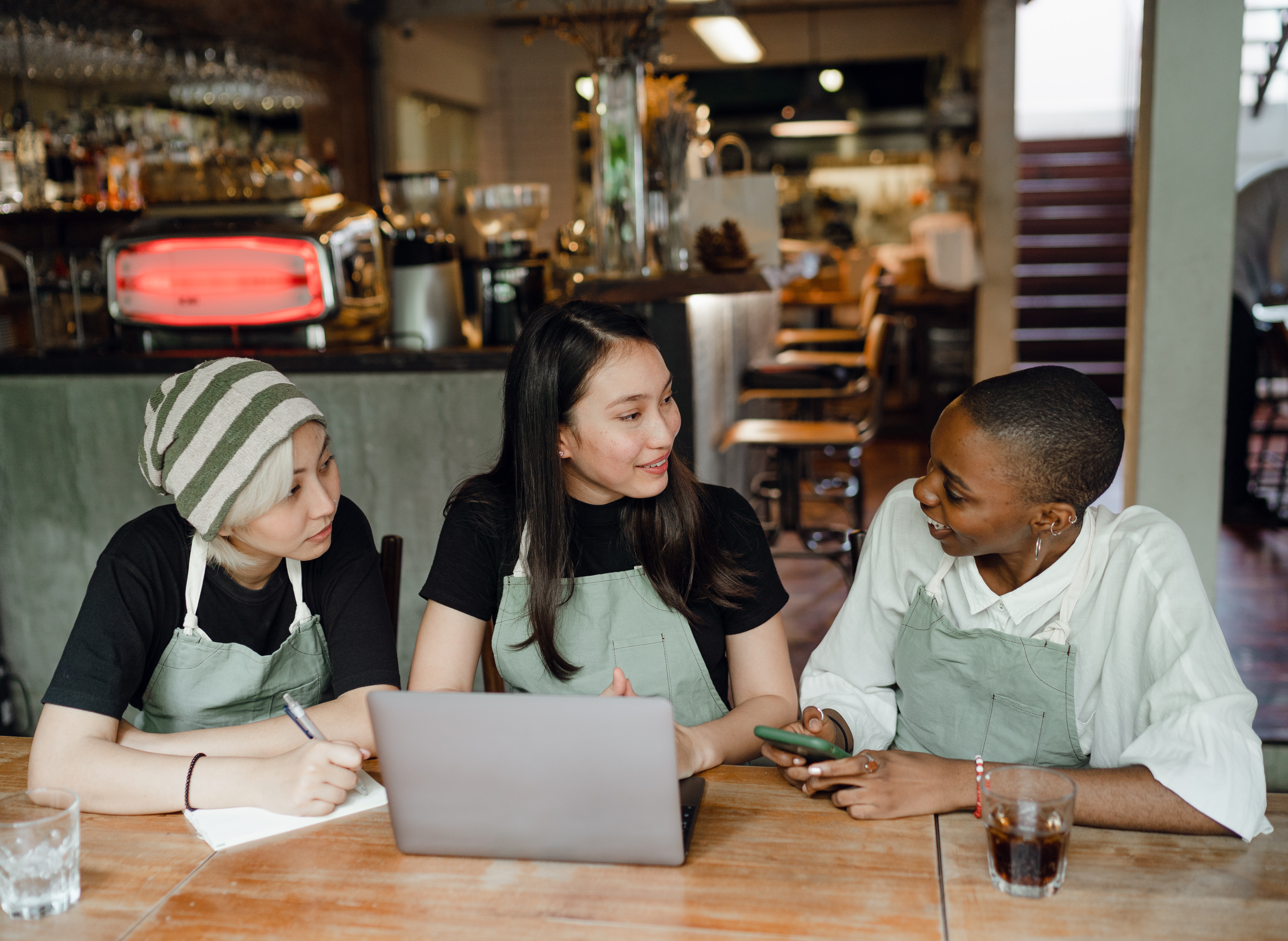 Ready-Made Meal Platform for Food Businesses | Cookaborough