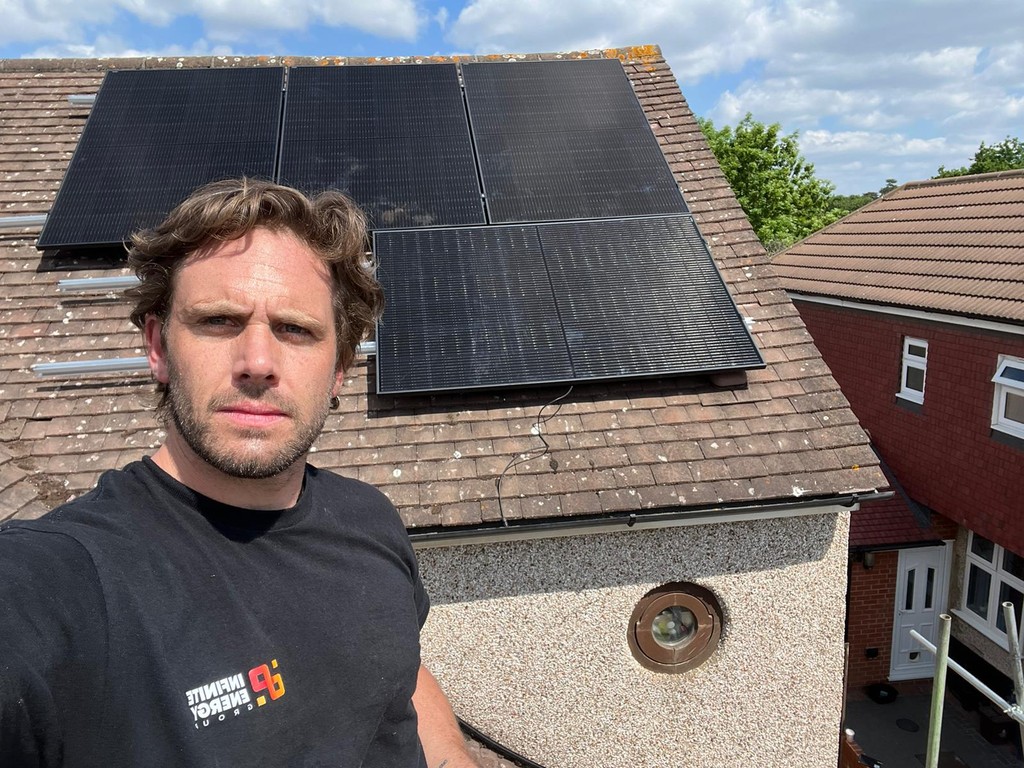 Infinite Energy - Solar & battery installation based in Swanley