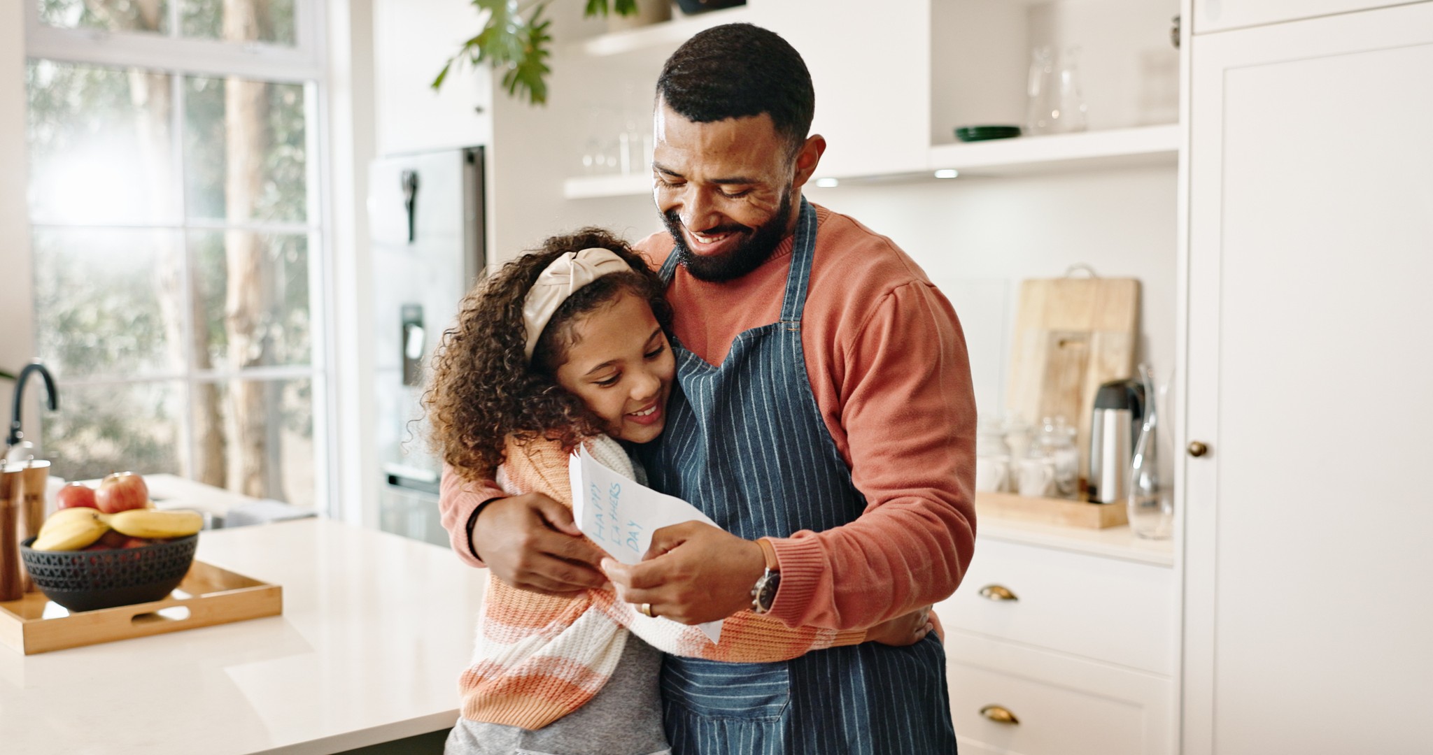 How to Help Kids Build Smart Money Habits This Holiday Season | bunq Blog