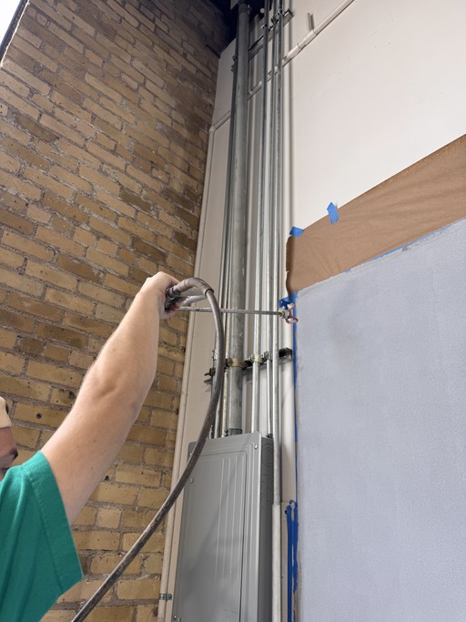 Fan Pivot | Effortless Spraying Solutions