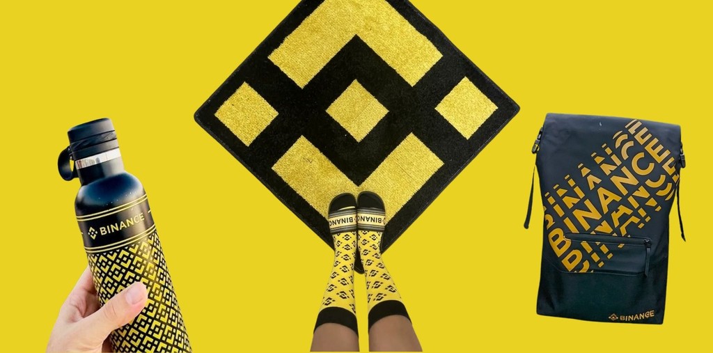 84 Best Company Merch Ideas Employees Actually Love (2025)