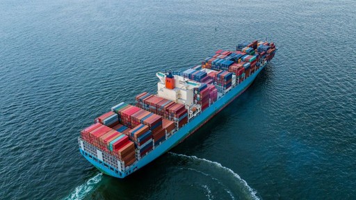 PierSight - Persistent Surveillance for the Maritime Industry