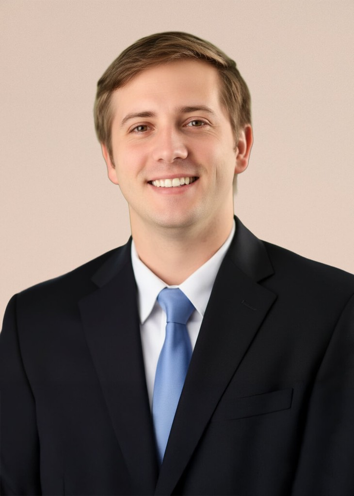 Neil Sawyer - Massachusetts Immigration Lawyer - Manifest Law