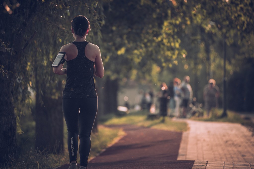 Morning vs. Night Workouts: What's Best for Blood Sugar? | GlucoSense