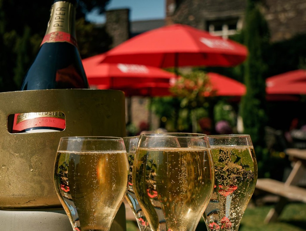 The Priory Hotel & Restaurant: Caerleon Hotel | Caerleon Restaurant